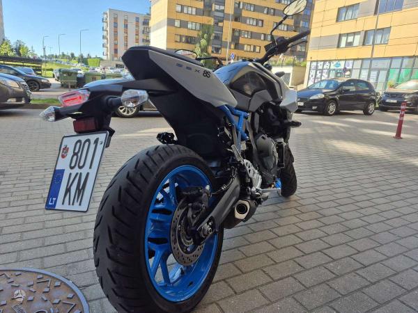 Белый Сузуки GSX-S 2024 в Вильнюс, объемом двигателя 0.78 л и пробегом 12 тыс. км за 5700 €, фото 6 на AUTOMOTO.COM.LV