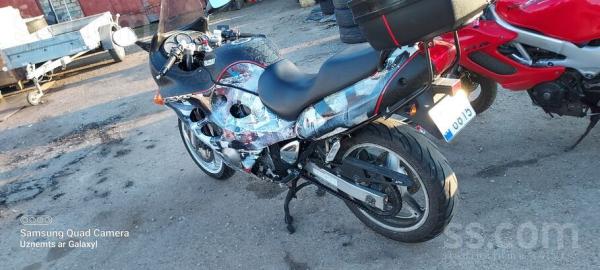 Сузуки GSXF 1998 в Рига, объемом двигателя 0.60 л и пробегом 0 тыс. км за 1350 €, фото 2 на AUTOMOTO.COM.LV