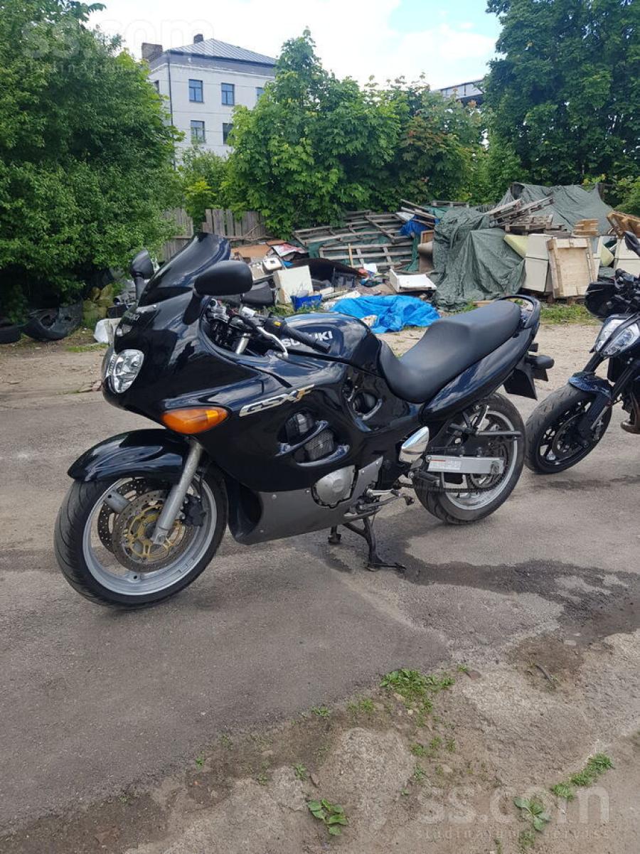 Suzuki GSXF 2000 in Riga, with an engine capacity of 0.60 L and mileage of 0 thousand km for 1650 €, photo 1 on AUTOMOTO.COM.LV