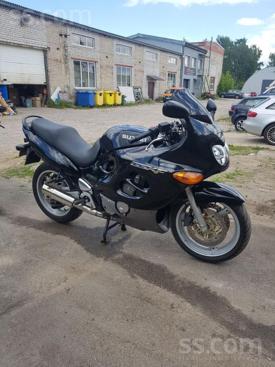Suzuki GSXF 2000 in Riga, with an engine capacity of 0.60 L and mileage of 0 thousand km for 1650 €, photo 5 on AUTOMOTO.COM.LV