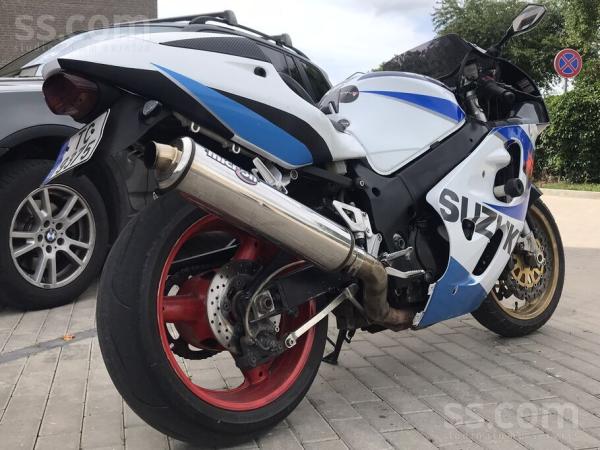 Suzuki Gsxr 2000 in Tukums, with an engine capacity of 0.75 L and mileage of 0 thousand km for 1750 €, photo 2 on AUTOMOTO.COM.LV