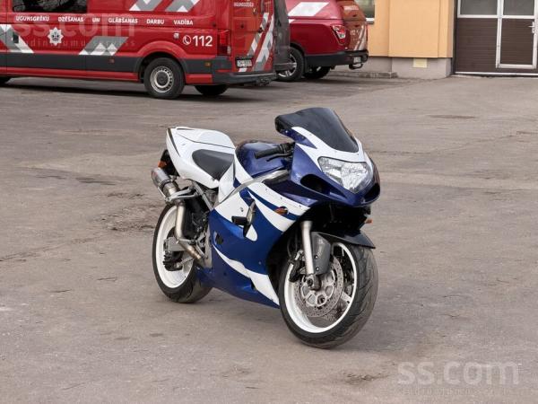 Suzuki Gsxr 2001 in Riga, with an engine capacity of 0.60 L and mileage of 0 thousand km for 2600 €, photo 10 on AUTOMOTO.COM.LV