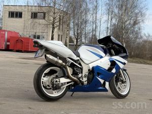 Suzuki Gsxr 2001 in Riga, with an engine capacity of 0.60 L and mileage of 0 thousand km for 2500 €, photo 3 on AUTOMOTO.COM.LV