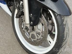 Suzuki Gsxr 2001 in Riga, with an engine capacity of 0.60 L and mileage of 0 thousand km for 2500 €, photo 8 on AUTOMOTO.COM.LV