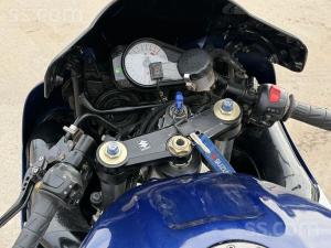 Suzuki Gsxr 2001 in Riga, with an engine capacity of 0.60 L and mileage of 0 thousand km for 2500 €, photo 9 on AUTOMOTO.COM.LV
