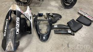 Suzuki Gsxr 2001 Rīga, ar dzinēja tilpumu 0.60 L un nobraukumu 0 tūkst. km par 500 €, foto 3 vietnē AUTOMOTO.COM.LV