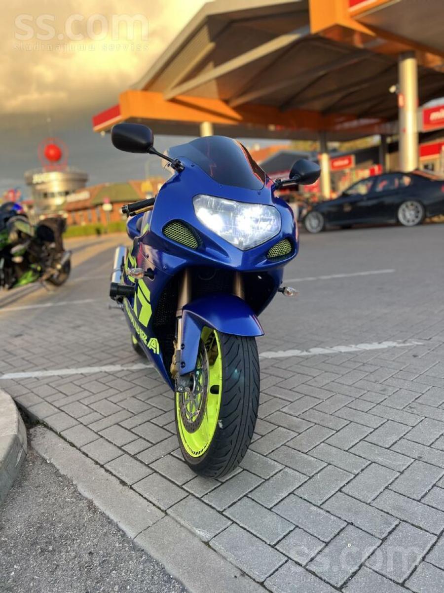 Suzuki Gsxr 2002 Rīga, ar dzinēja tilpumu 1.00 L un nobraukumu 0 tūkst. km par 2900 €, foto 4 vietnē AUTOMOTO.COM.LV
