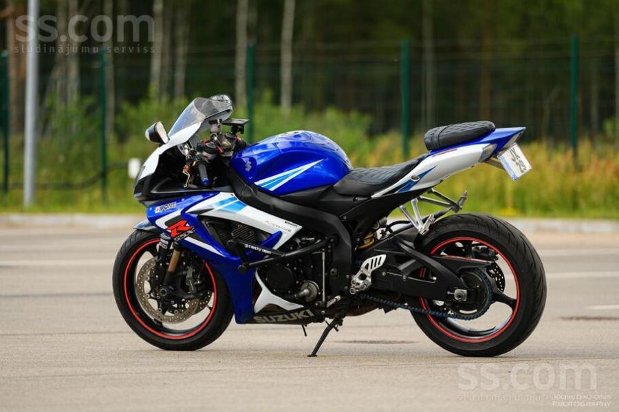 Suzuki Gsxr 2006 in Riga, with an engine capacity of 0.75 L and mileage of 0 thousand km for 5200 €, photo 10 on AUTOMOTO.COM.LV