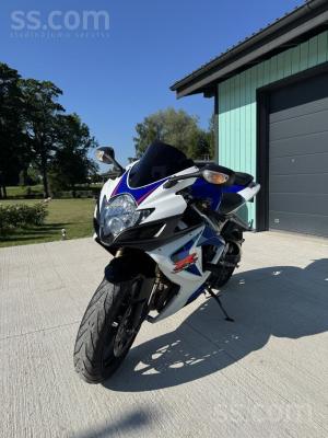 Suzuki Gsxr 2007 in Valmiera, with an engine capacity of 0.60 L and mileage of 0 thousand km for 4600 €, photo 3 on AUTOMOTO.COM.LV