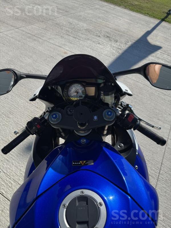 Сузуки Gsxr 2007 в Валмиера, объемом двигателя 0.60 л и пробегом 0 тыс. км за 4600 €, фото 7 на AUTOMOTO.COM.LV