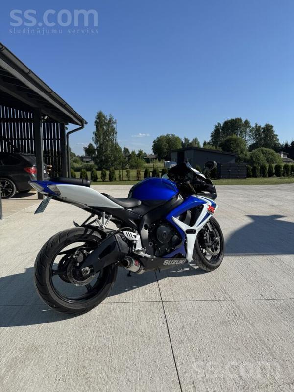 Сузуки Gsxr 2007 в Валмиера, объемом двигателя 0.60 л и пробегом 0 тыс. км за 4600 €, фото 4 на AUTOMOTO.COM.LV