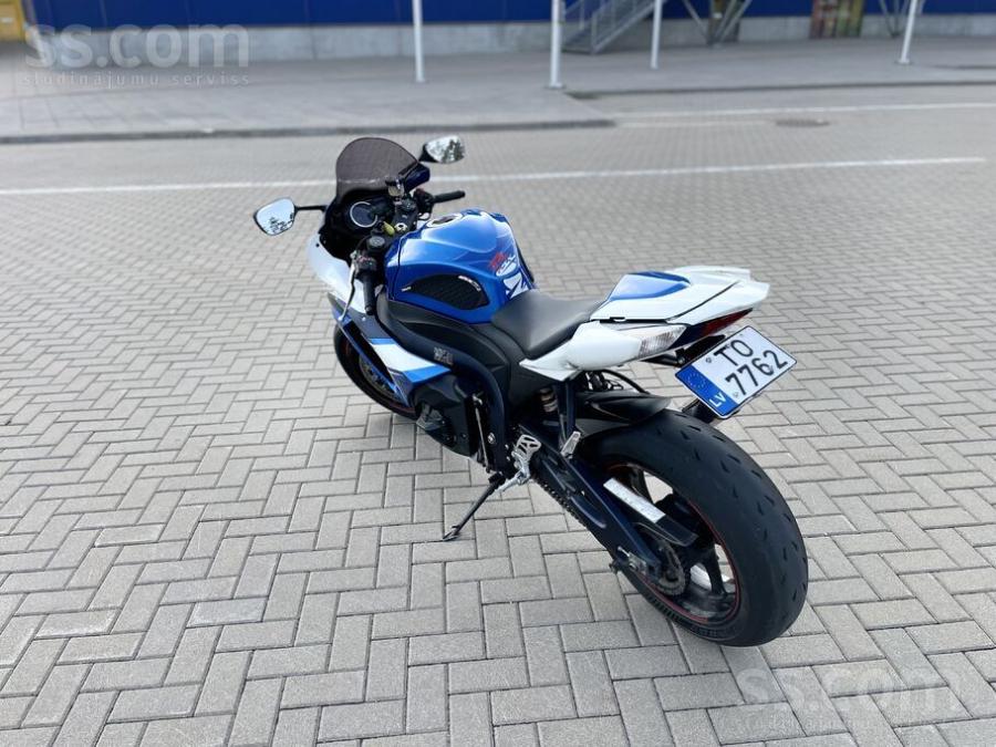 Suzuki Gsxr 2012 in Riga, with an engine capacity of 1.00 L and mileage of 0 thousand km for 7500 €, photo 3 on AUTOMOTO.COM.LV