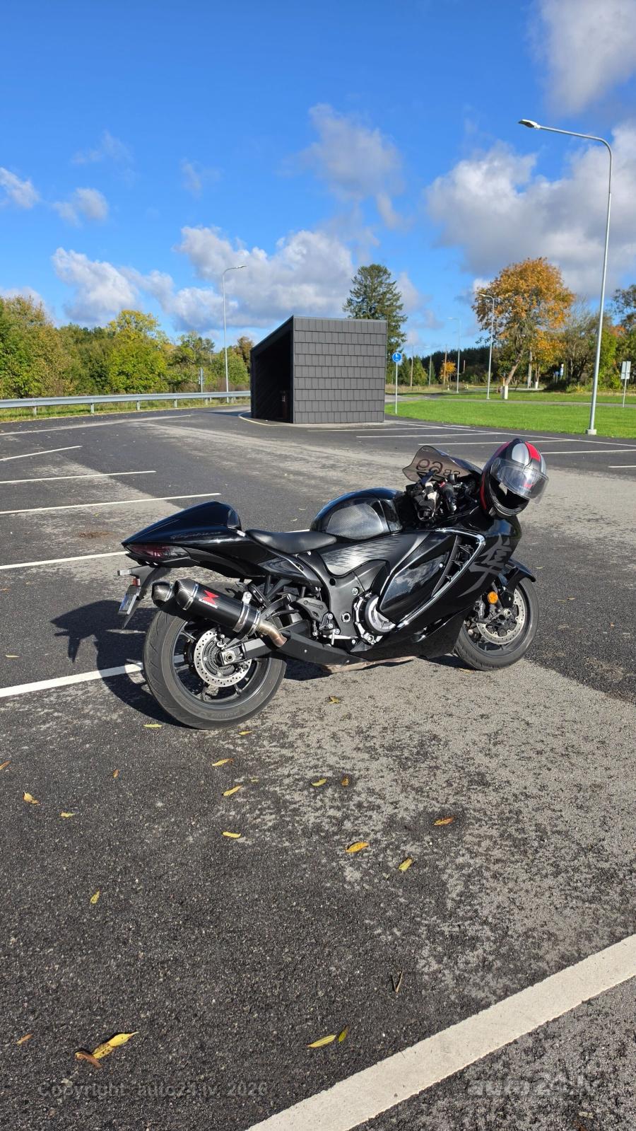 Melns Suzuki Hayabusa 2024 Tallina, ar dzinēja tilpumu 1.30 L un nobraukumu 26 tūkst. km par 14000 €, foto 1 vietnē AUTOMOTO.COM.LV