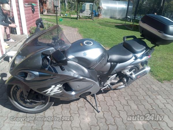 Серый Сузуки Hayabusa 2010 в Таллин, объемом двигателя 0.00 л и пробегом 43 тыс. км за 9400 €, фото 2 на AUTOMOTO.COM.LV