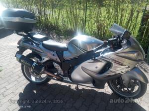 Серый Сузуки Hayabusa 2010 в Таллин, объемом двигателя 0.00 л и пробегом 43 тыс. км за 9400 €, фото 4 на AUTOMOTO.COM.LV