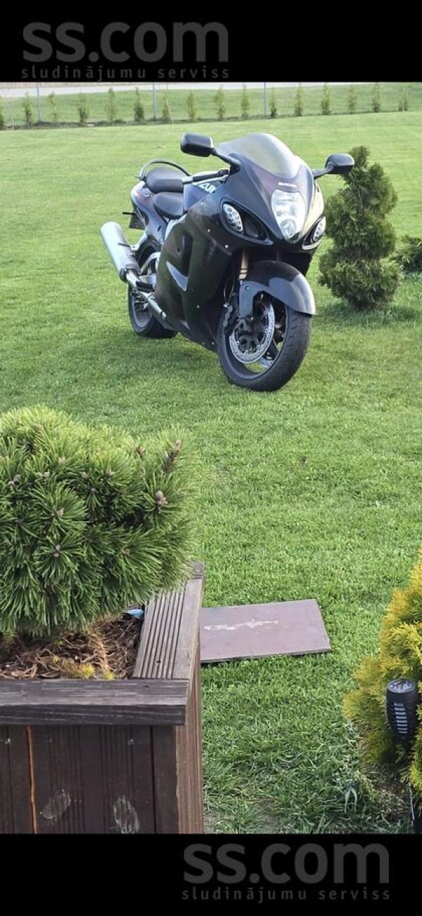 Suzuki Hayabusa 2004 in Jurmala, with an engine capacity of 1.30 L and mileage of 0 thousand km for 2300 €, photo 2 on AUTOMOTO.COM.LV