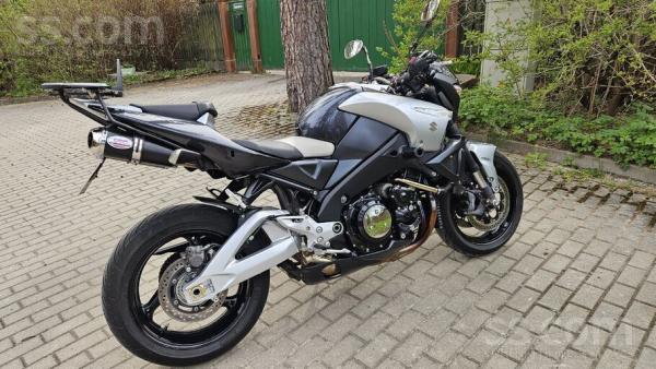 Suzuki Hayabusa 2010 Rīga, ar dzinēja tilpumu 1.34 L un nobraukumu 0 tūkst. km par 7500 €, foto 1 vietnē AUTOMOTO.COM.LV