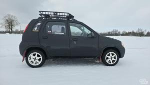 Black Suzuki Ignis 2002 in Kaunas, with an engine capacity of 1.30 L and mileage of 196 thousand km for 1350 €, photo 3 on AUTOMOTO.COM.LV