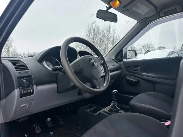 Black Suzuki Ignis 2005 in Jelgava, with an engine capacity of 1.20 L and mileage of 240 thousand km for 1300 €, photo 8 on AUTOMOTO.COM.LV