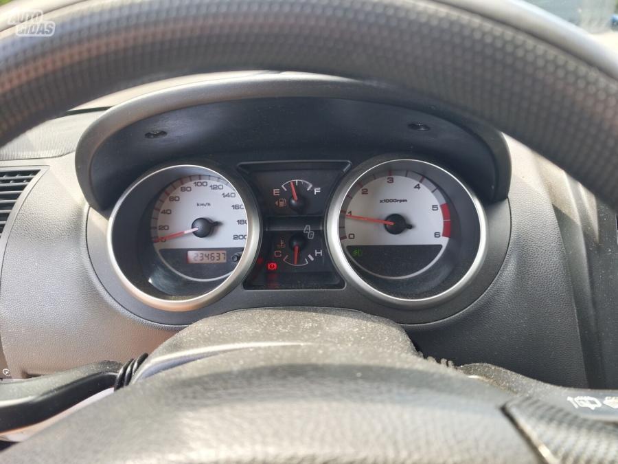 Black Suzuki Ignis 2006 in Jonava, with an engine capacity of 1.20 L and mileage of 235 thousand km for 1350 €, photo 11 on AUTOMOTO.COM.LV