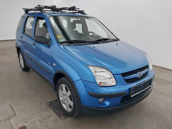 Blue Suzuki Ignis 2005 in Limbazi, with an engine capacity of 1.50 L and mileage of 225 thousand km for 2950 €, photo 3 on AUTOMOTO.COM.LV