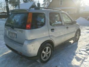 Pelēks Suzuki Ignis 2006 Viļņa, ar dzinēja tilpumu 1.50 L un nobraukumu 217 tūkst. km par 1000 €, foto 2 vietnē AUTOMOTO.COM.LV