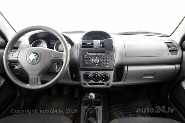 Red Suzuki Ignis 2006 in Tallinn, with an engine capacity of 1.50 L and mileage of 175 thousand km for 999 €, photo 5 on AUTOMOTO.COM.LV