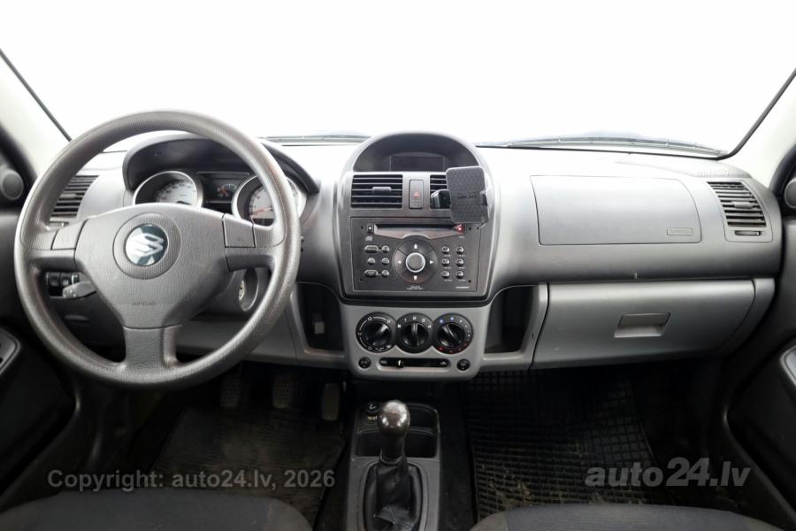 Sarkans Suzuki Ignis 2006 Tallina, ar dzinēja tilpumu 1.50 L un nobraukumu 175 tūkst. km par 999 €, foto 6 vietnē AUTOMOTO.COM.LV