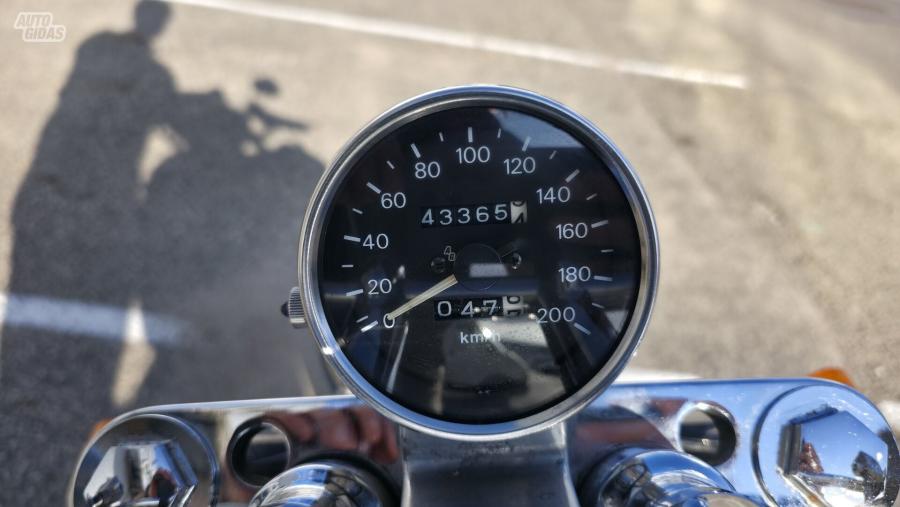 Black Suzuki Intruder 1988 in Vilnius, with an engine capacity of 1.40 L and mileage of 43 thousand km for 3100 €, photo 14 on AUTOMOTO.COM.LV