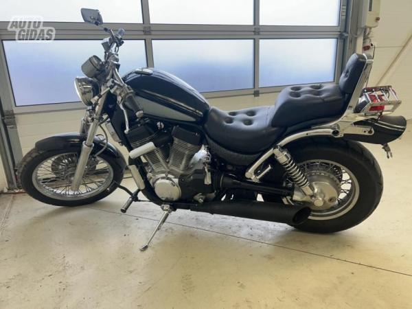 Black Suzuki Intruder 1994 in Radviliskis, with an engine capacity of 1.36 L and mileage of 70 thousand km for 1900 €, photo 5 on AUTOMOTO.COM.LV