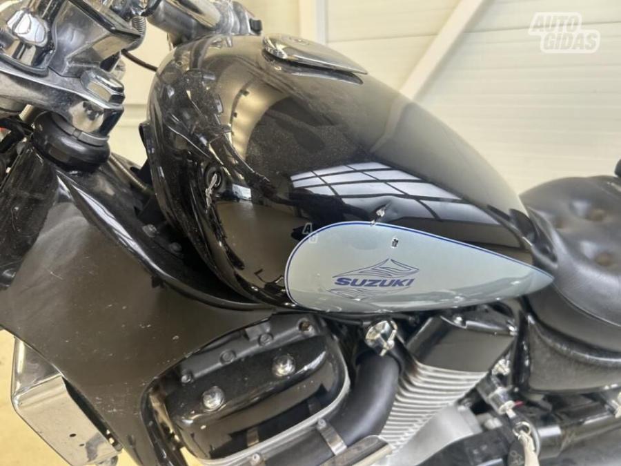 Black Suzuki Intruder 1994 in Radviliskis, with an engine capacity of 1.36 L and mileage of 70 thousand km for 1900 €, photo 14 on AUTOMOTO.COM.LV