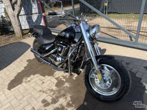 Black Suzuki Intruder 1998 in Kaunas, with an engine capacity of 1.50 L and mileage of 50 thousand km for 3100 €, photo  on AUTOMOTO.COM.LV