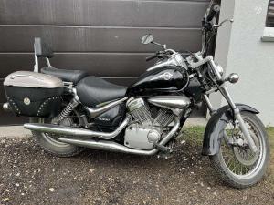 Black Suzuki Intruder 1998 in Alytus, with an engine capacity of 0.13 L and mileage of 8 thousand km for 2500 €, photo  on AUTOMOTO.COM.LV
