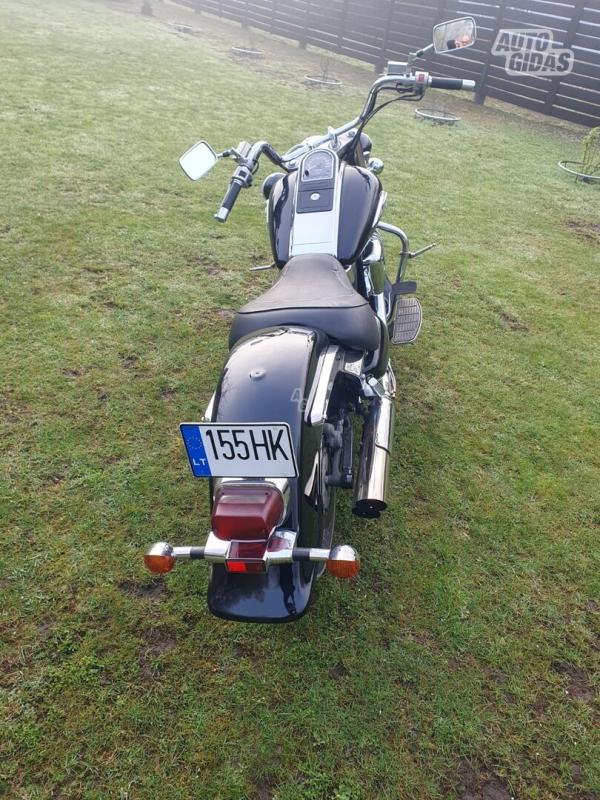 Black Suzuki Intruder 2000 in Ukmerge, with an engine capacity of 1.50 L and mileage of 49 thousand km for 4100 €, photo 10 on AUTOMOTO.COM.LV