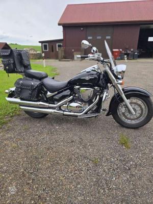 Black Suzuki Intruder 2009 in Prienai, with an engine capacity of 0.80 L and mileage of 19 thousand km for 3600 €, photo 6 on AUTOMOTO.COM.LV
