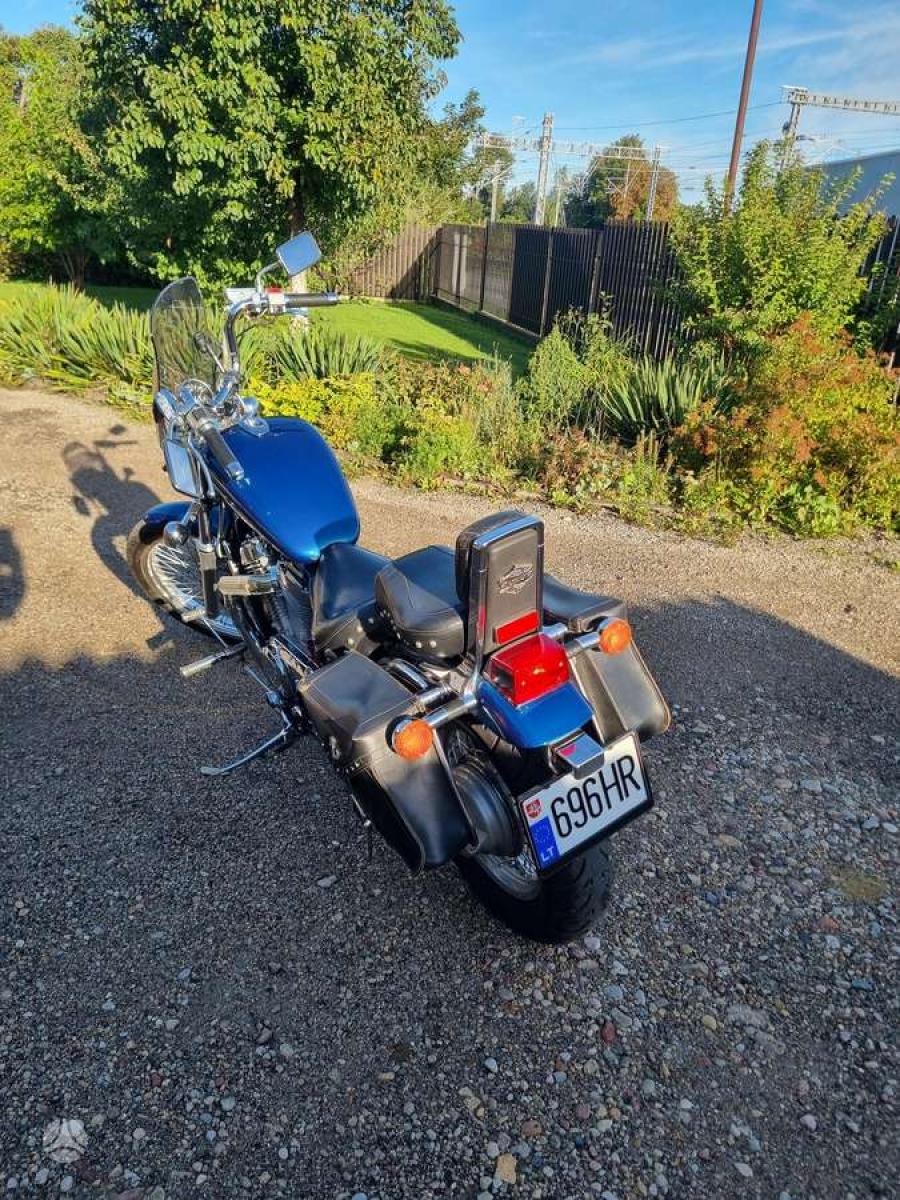 Blue Suzuki Intruder 1992 in Siauliai, with an engine capacity of 0.81 L and mileage of 45 thousand km for 3250 €, photo 6 on AUTOMOTO.COM.LV