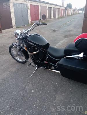 Suzuki Intruder 1992 in Riga, with an engine capacity of 1.40 L and mileage of 0 thousand km for 2800 €, photo  on AUTOMOTO.COM.LV