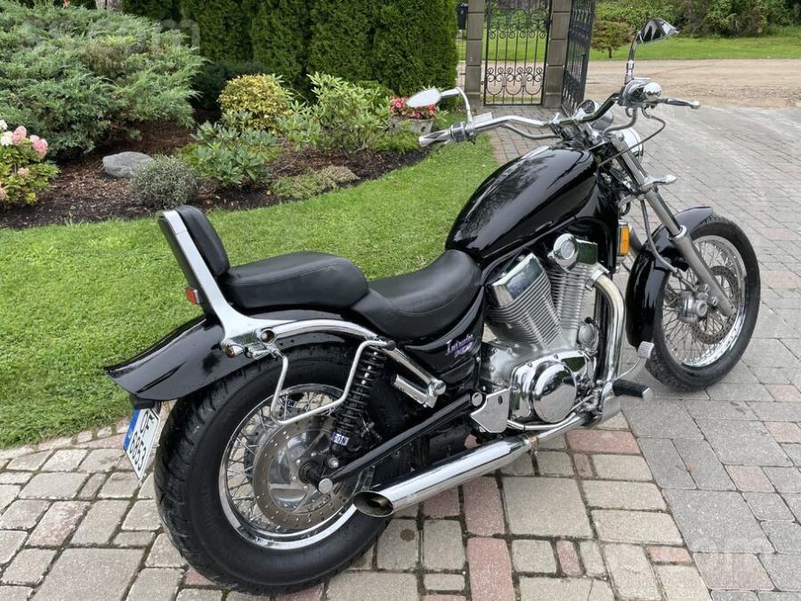 Suzuki Intruder 1992 Dobele, ar dzinēja tilpumu 1.40 L un nobraukumu 0 tūkst. km par 2950 €, foto 5 vietnē AUTOMOTO.COM.LV