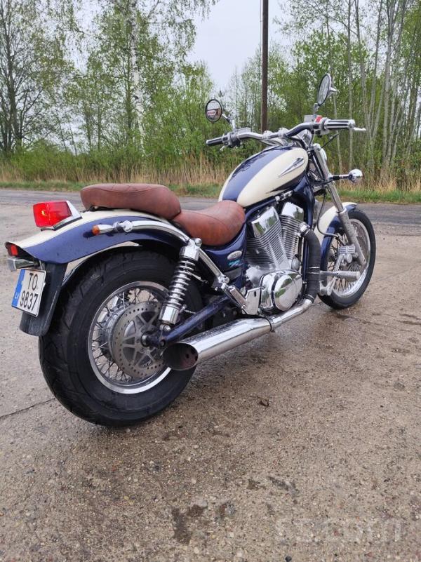 Suzuki Intruder 1997 in Talsi, with an engine capacity of 1.40 L and mileage of 0 thousand km for 3500 €, photo 1 on AUTOMOTO.COM.LV
