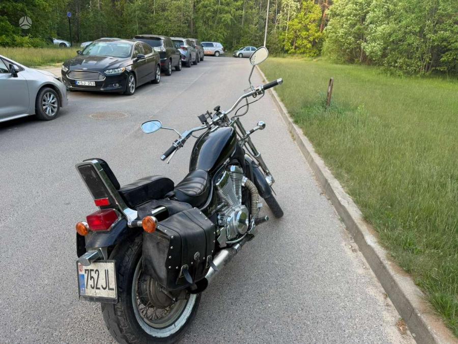 Suzuki Intruder 1997 in Vilnius, with an engine capacity of 0.80 L and mileage of 45 thousand km for 2200 €, photo 1 on AUTOMOTO.COM.LV