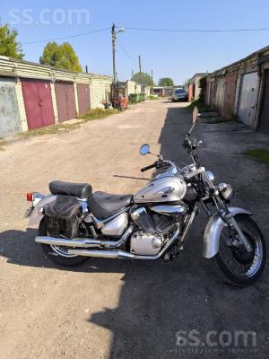 Suzuki Intruder 2000 Rīga, ar dzinēja tilpumu 0.13 L un nobraukumu 0 tūkst. km par 2200 €, foto 8 vietnē AUTOMOTO.COM.LV
