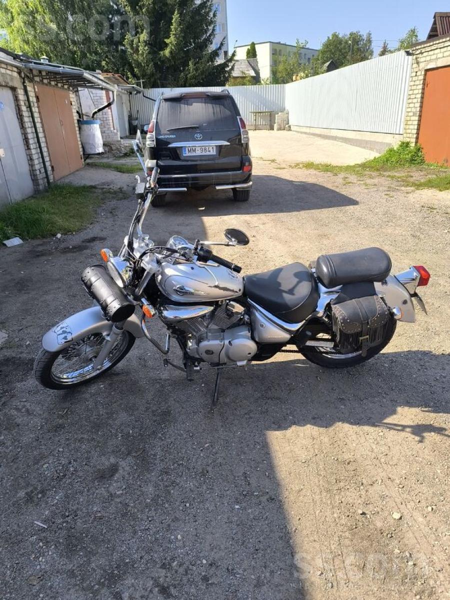 Suzuki Intruder 2000 Rīga, ar dzinēja tilpumu 0.13 L un nobraukumu 0 tūkst. km par 2200 €, foto 9 vietnē AUTOMOTO.COM.LV