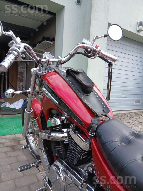 Suzuki Intruder 2000 in Riga, with an engine capacity of 0.80 L and mileage of 0 thousand km for 3500 €, photo 2 on AUTOMOTO.COM.LV