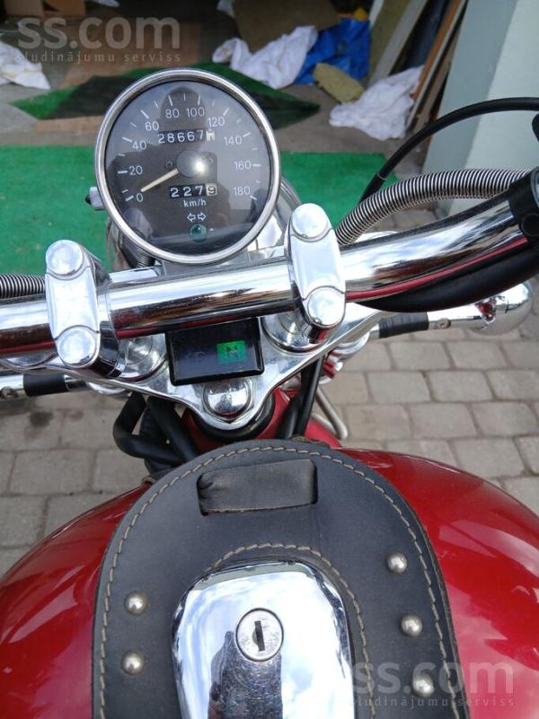 Suzuki Intruder 2000 in Riga, with an engine capacity of 0.80 L and mileage of 0 thousand km for 3500 €, photo 4 on AUTOMOTO.COM.LV