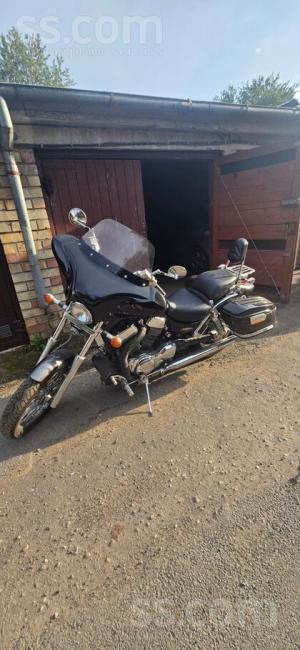 Suzuki Intruder 2000 Rīga, ar dzinēja tilpumu 1.40 L un nobraukumu 0 tūkst. km par 3350 €, foto  vietnē AUTOMOTO.COM.LV