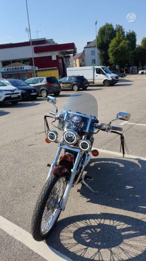 Red Suzuki Intruder 1995 in Kaunas, with an engine capacity of 0.80 L and mileage of 30 thousand km for 3600 €, photo  on AUTOMOTO.COM.LV