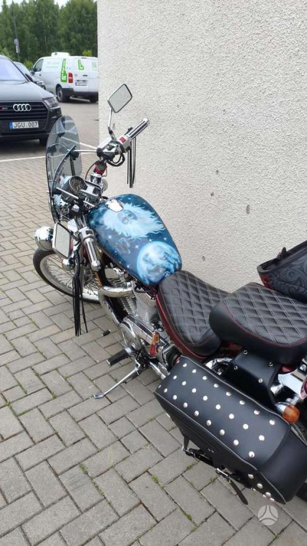 Red Suzuki Intruder 1995 in Kaunas, with an engine capacity of 0.80 L and mileage of 30 thousand km for 3600 €, photo 2 on AUTOMOTO.COM.LV
