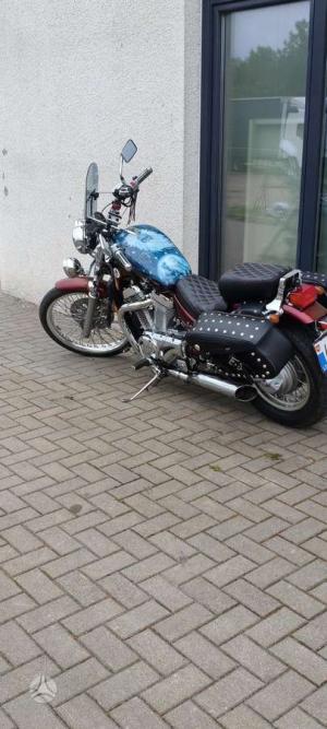 Red Suzuki Intruder 1995 in Kaunas, with an engine capacity of 0.80 L and mileage of 30 thousand km for 3600 €, photo 4 on AUTOMOTO.COM.LV