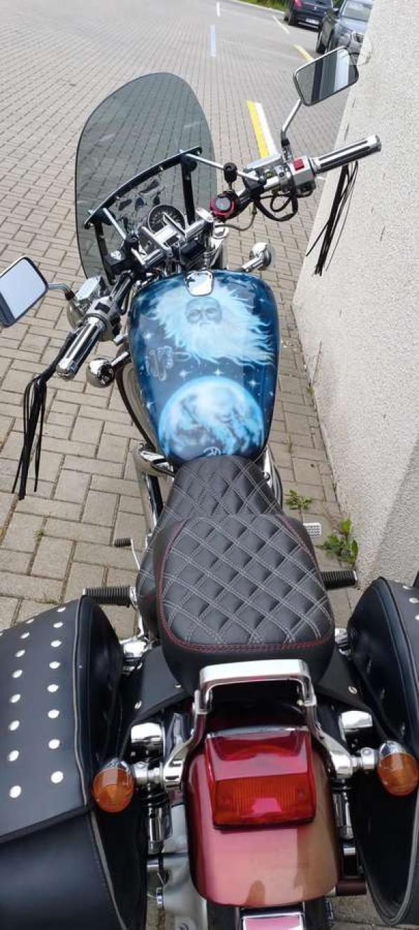 Red Suzuki Intruder 1995 in Kaunas, with an engine capacity of 0.80 L and mileage of 30 thousand km for 3600 €, photo 4 on AUTOMOTO.COM.LV