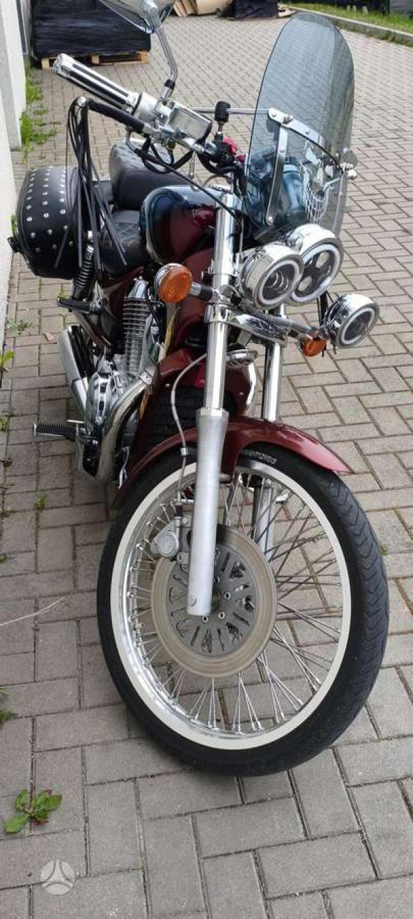 Red Suzuki Intruder 1995 in Kaunas, with an engine capacity of 0.80 L and mileage of 30 thousand km for 3600 €, photo 6 on AUTOMOTO.COM.LV